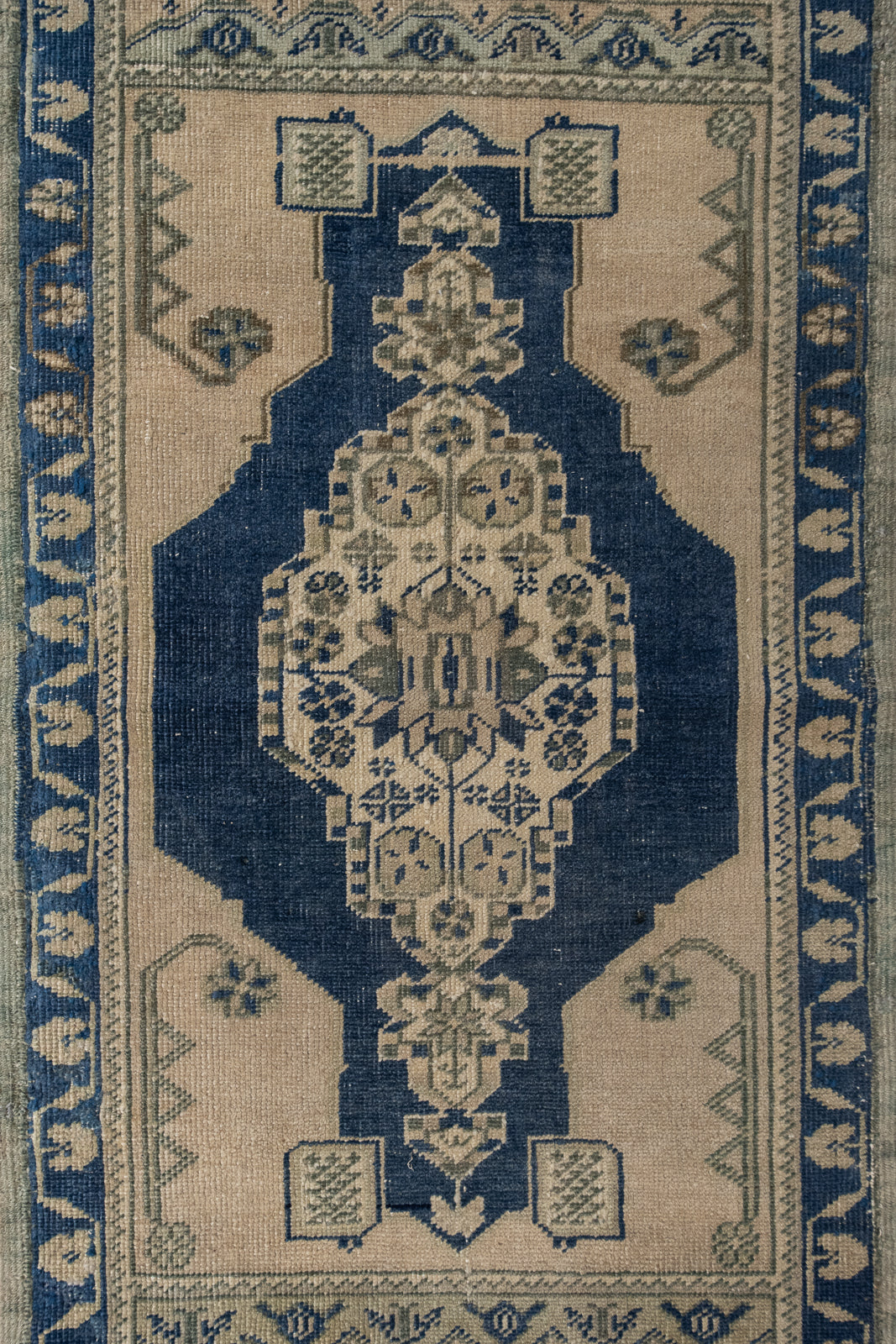 Mini Rugs – minimalchaos